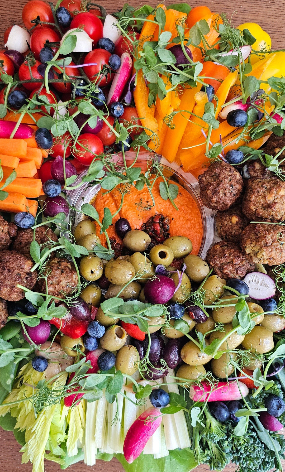 Fruits And Vegetable Platter Large Vegetable Platter 1.8 Kg | Your